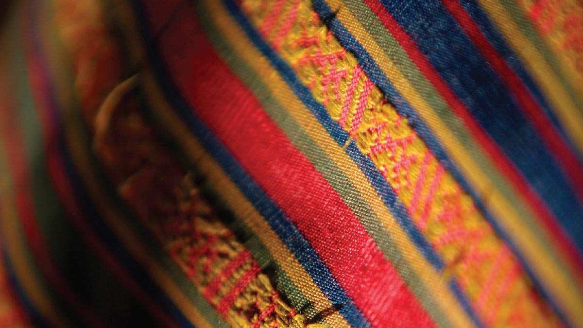 The Weaver – Moments With The Book